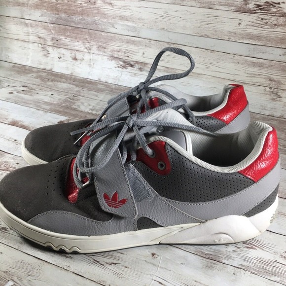adidas | Shoes | Adidas Round House Low Sneakers 9 G2521 Grey Red White ...